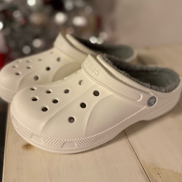 CROCS | Shoes | Crocs Fuzzy Lined White Gray Classic Clogs M 12w | Poshmark